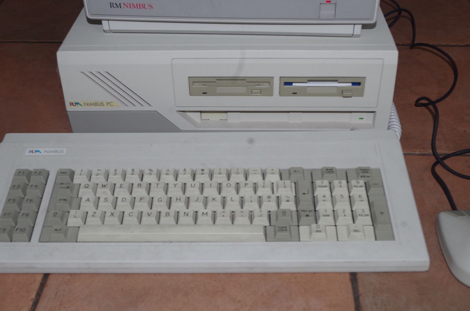 RM Nimbus - RM Nimbus PC-186