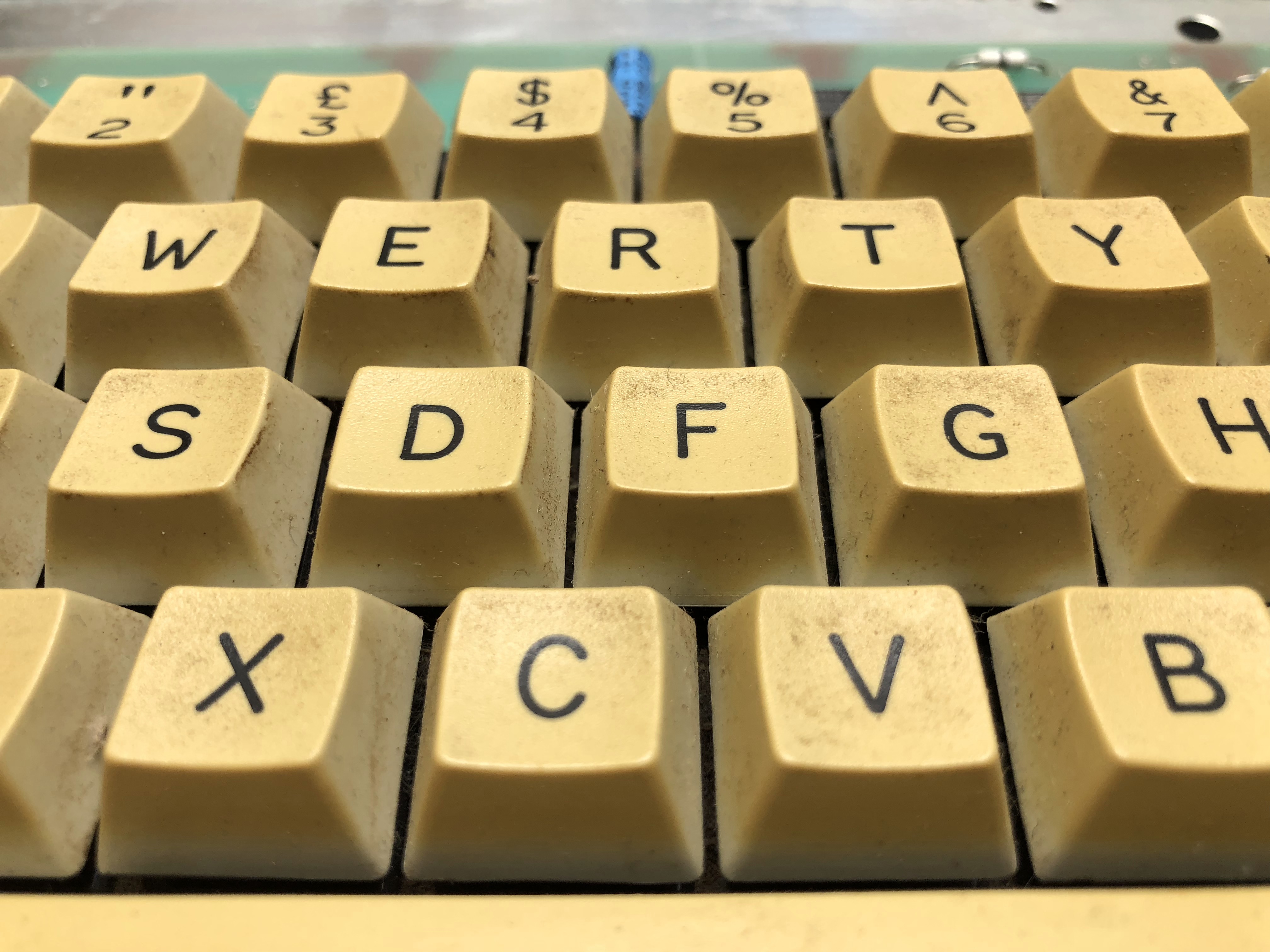 RM Nimbus - Keyboard Clean